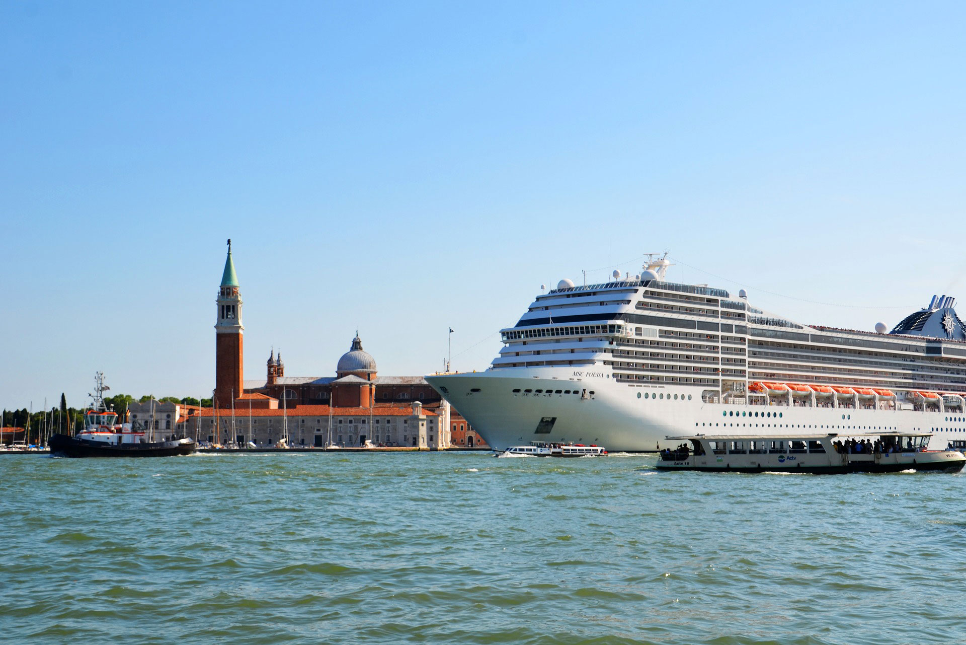 En Europe, les 200 bateaux de croisière polluent plus que toutes les ...