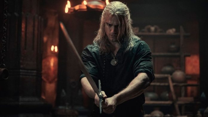 Les fans de The Witcher lancent une pétition pour qu'Henry Cavill reste ...