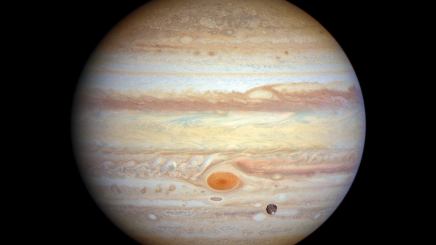 Le mystère de la diminution de la Grande Tache rouge de Jupiter enfin ...